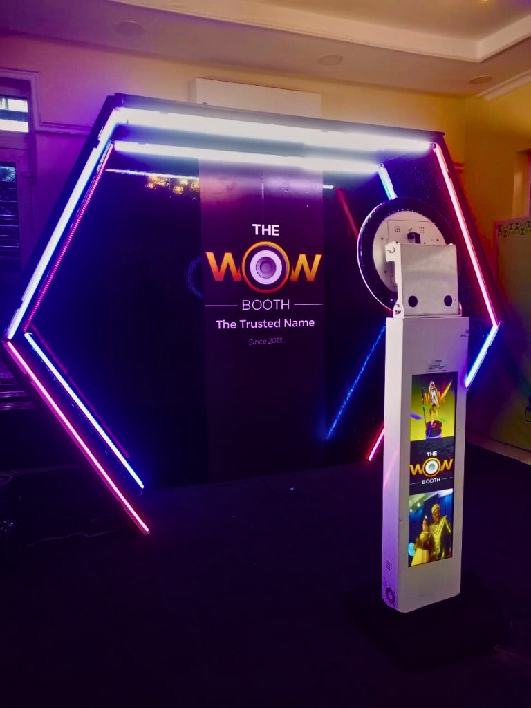 Our Booths – The WOW Booth